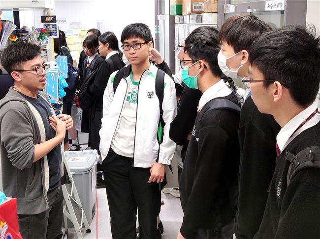 參觀 The Cheung Lab